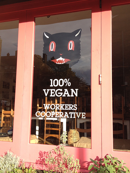 BLACK CAT CAFE WINDOWS - Pincel Signs & Murals